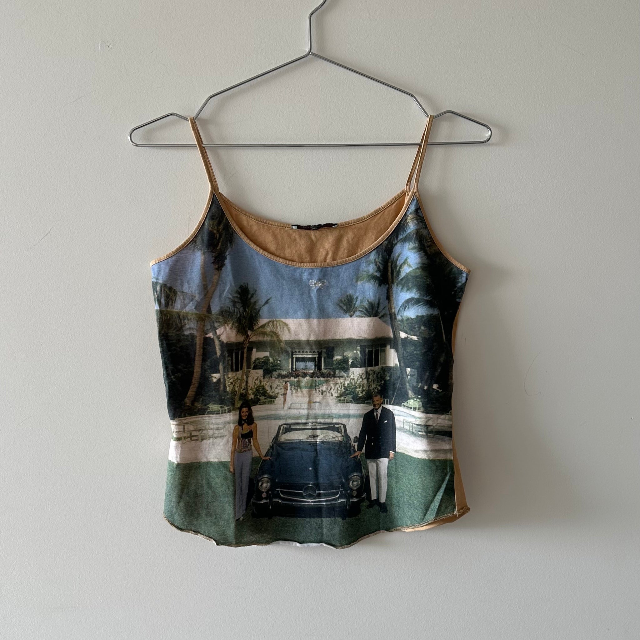 Anya Hindmarch Graphic Tank – Guzzi Archive