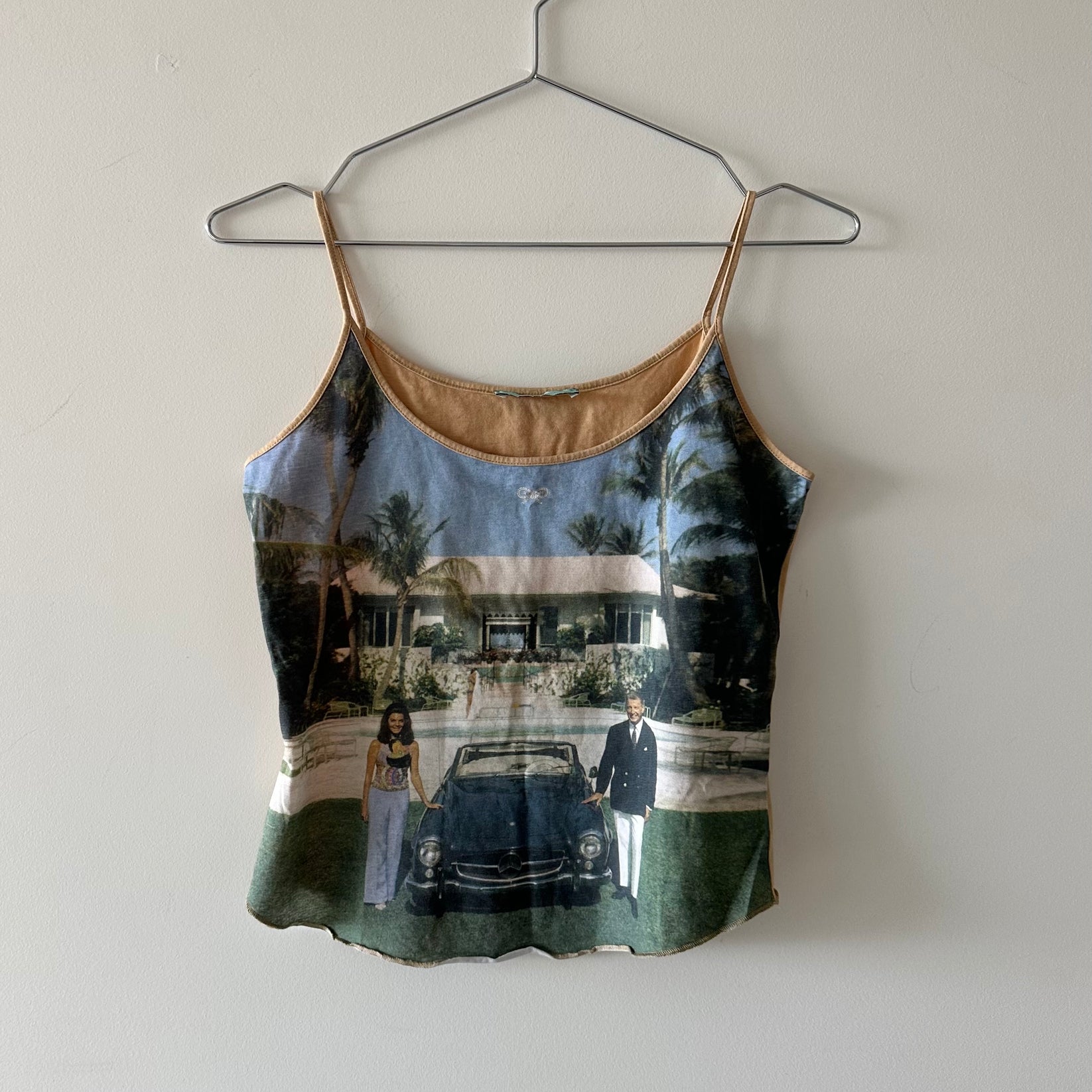 Anya Hindmarch Graphic Tank – Guzzi Archive