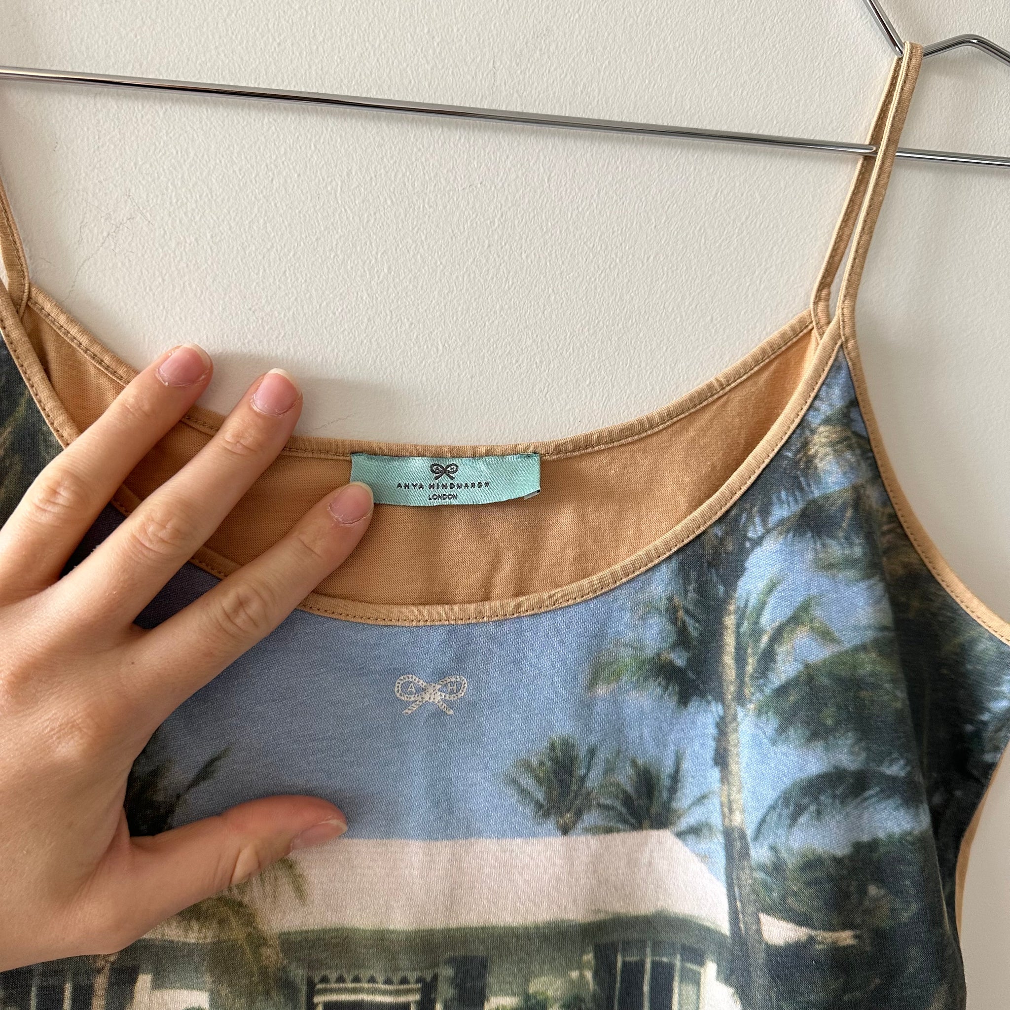 Anya Hindmarch Graphic Tank – Guzzi Archive